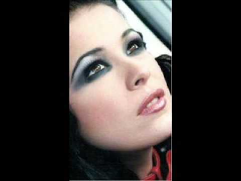 Skopje Fest 1996: Karolina Goćeva - "Ma ajde kaži mi"