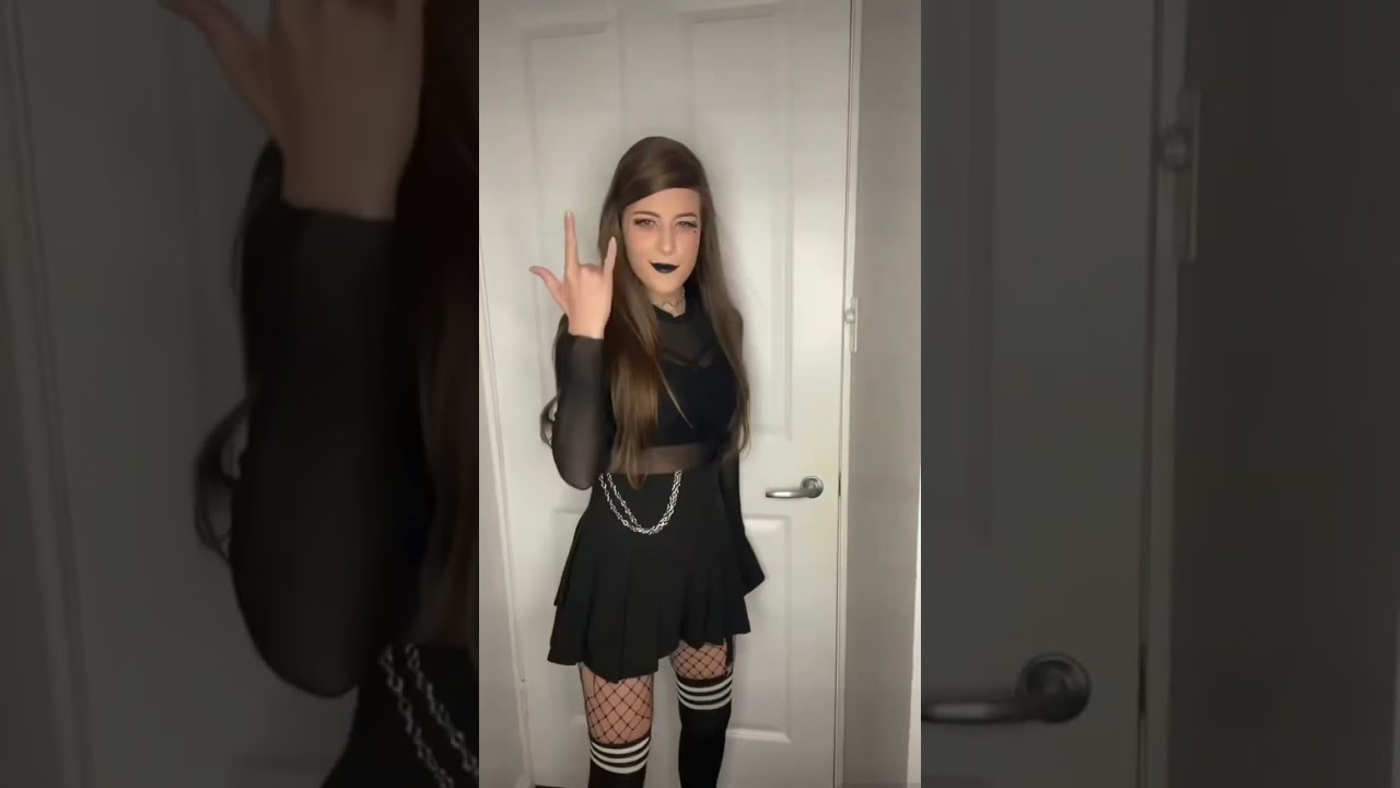 Becoming an emo STYLE SWAP