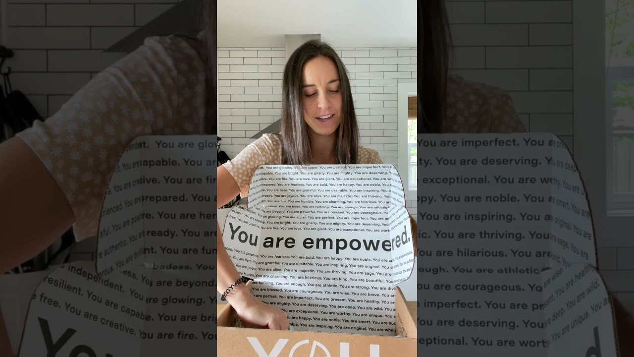 Unboxing a Delivery from @Complement