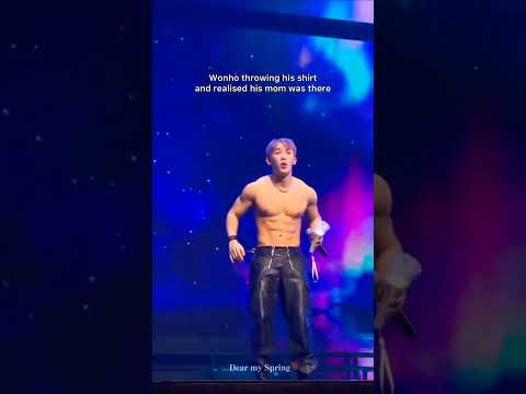 Shirtless Wonho realizing that his MOM is in audience ???? #kpop #monstax#wonho #kpopedit #idol #korea