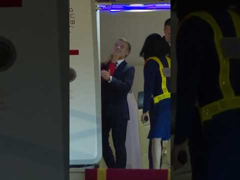Franceβs Macron Shoved in Face by Wife on Plane