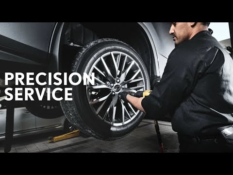 Lexus | Precision Service: Expert Technicians. Personalized Service.