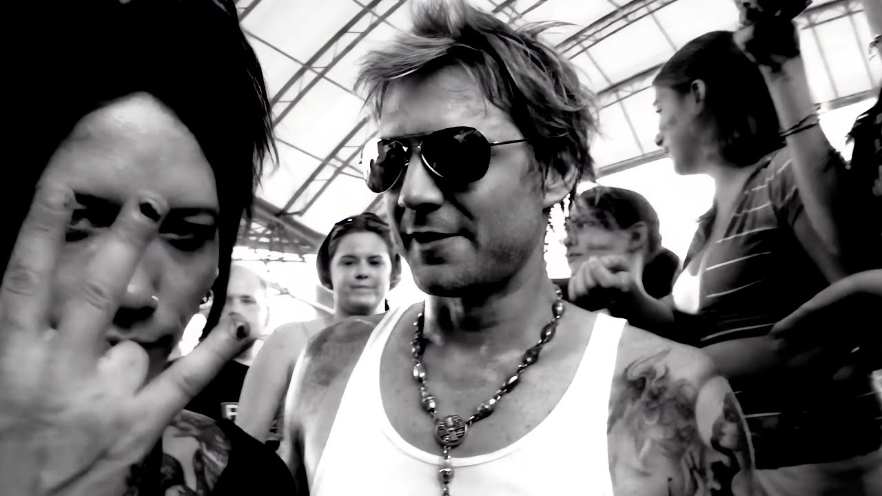 Sixx:A.M. 