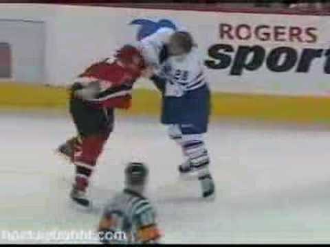 Tie Domi