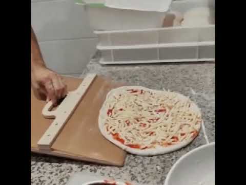 Wooden Hanging Pizza Cutting Board with Handle Pizza Serving Board Non stick Versatile#shorts #tech