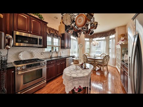 Two-Story Virtual Tour | Come Home to the Best in Senior Living at Horizons at Delaware Crossing