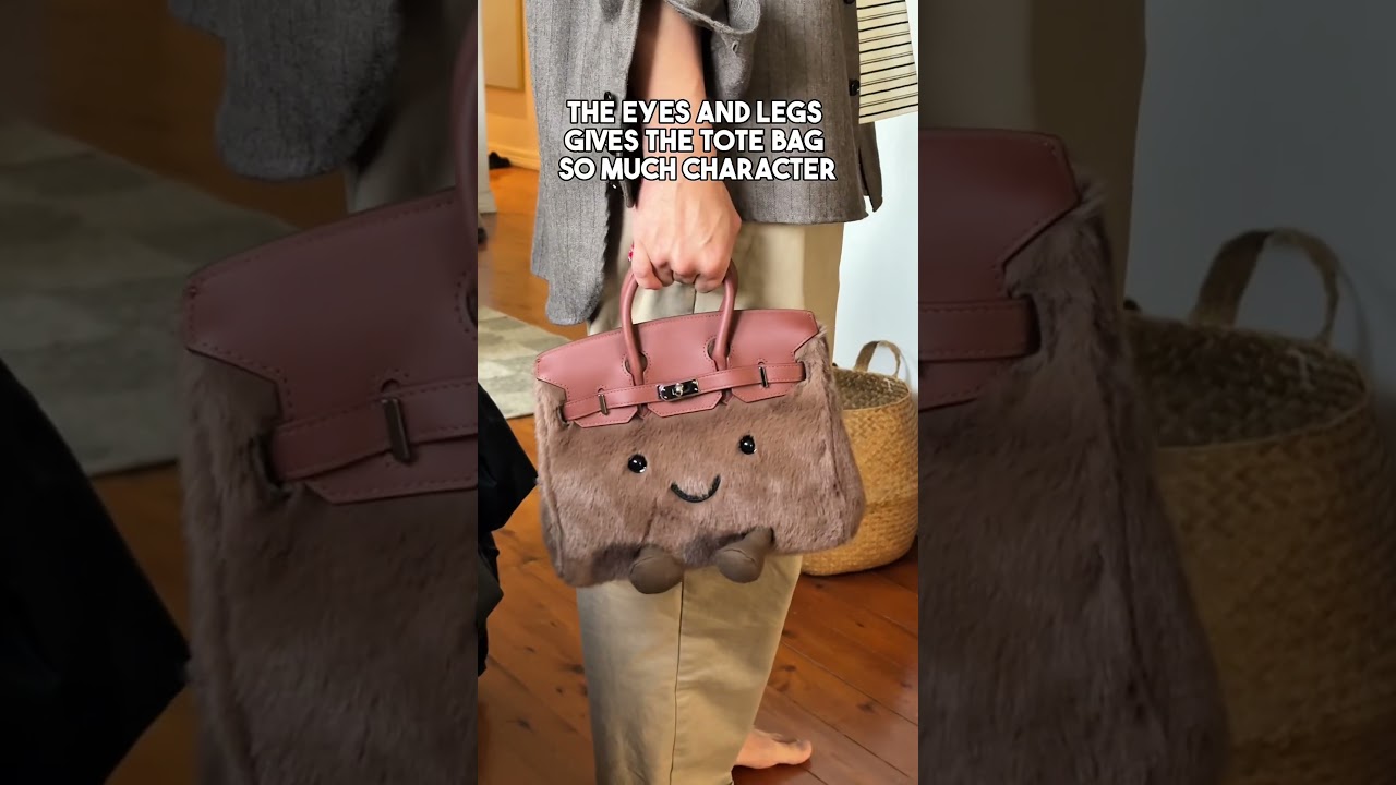 Check out this adorable #plushtotebag by KeeveJastip.com ! Giving #jellycat x #birkin vibe!