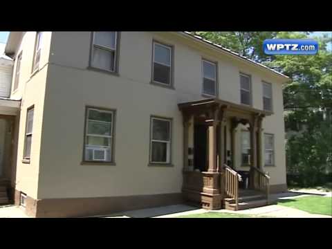 VIDEO: Man charged after police report finding malnourished, dead animals
