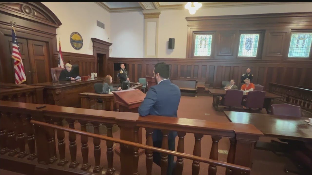 Judge grants continuance in '09 murder case