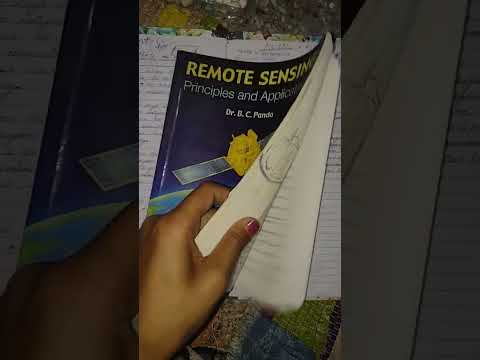 book for remote sensing and GIS 👍 #remotesensing #gis #books #students #library