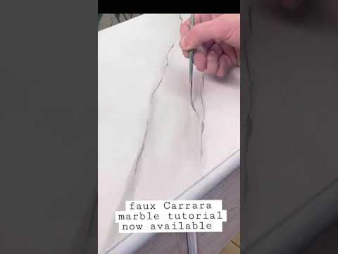 Chalk paint faux Carrera marble tutorial￼ ￼#chalkpaint #paintedfurniture #anniesloan #homedecor