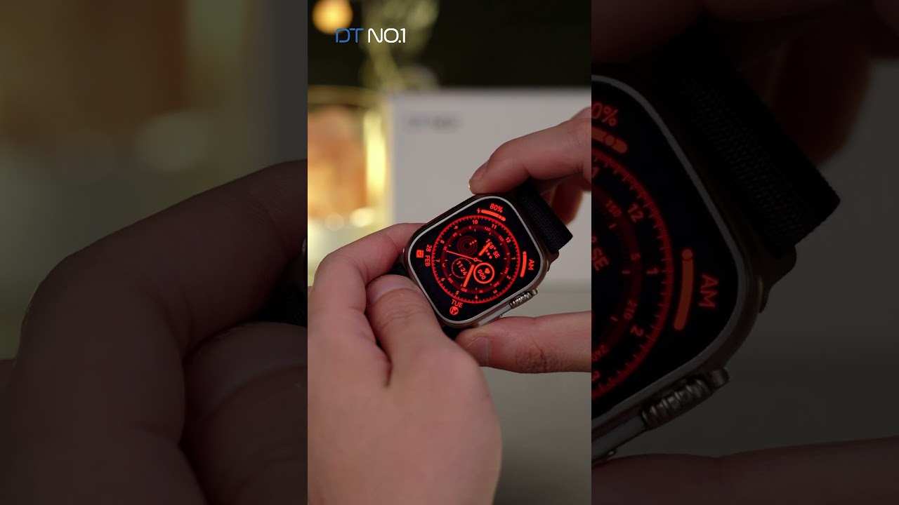 The DTNO.1 DT8 Ultra Max has an excellent feature: a compass on the watchface that is easy to use.