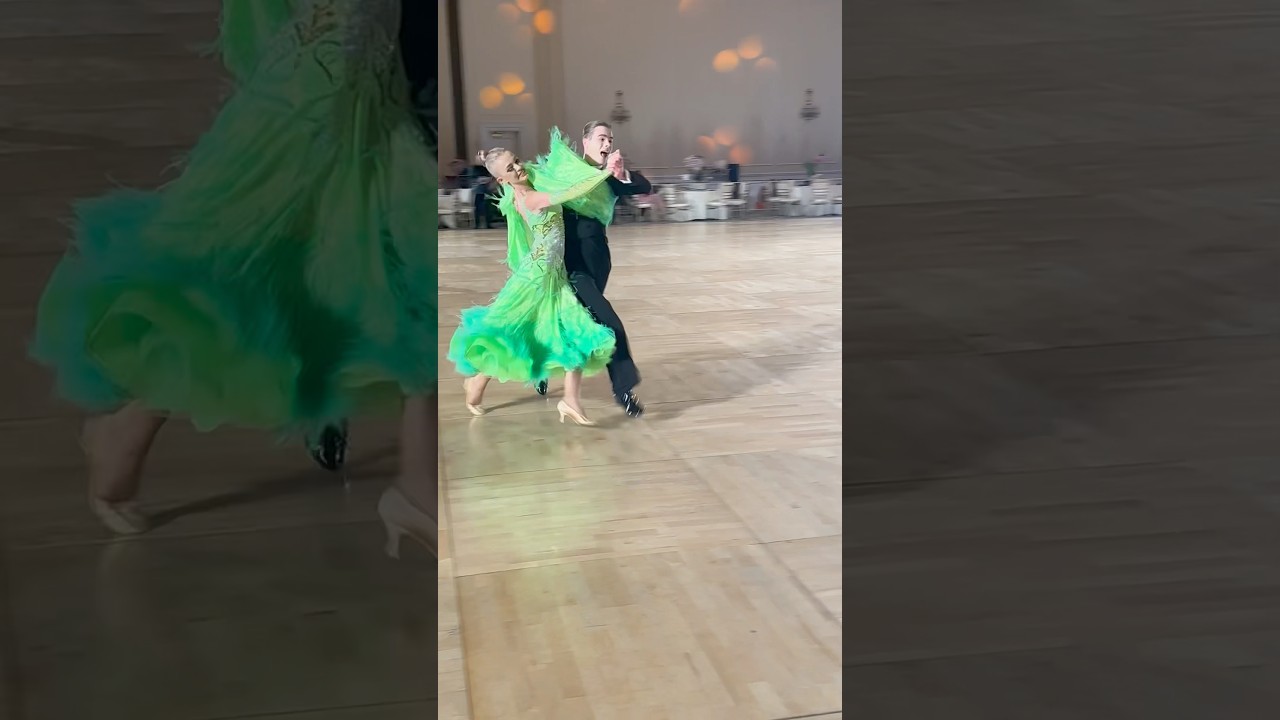 Quickstep Dance💚 #quickstep#dance#competitivedance#dancechoreography#dancechallenge