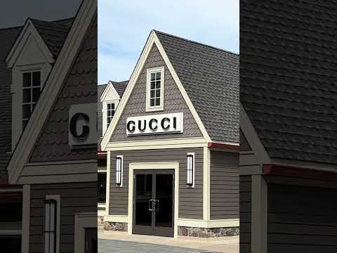 Finding Fantastic Deals At Woodbury Commons Outlet Mall #outlet #outletmall #shopping #fyp #foryou