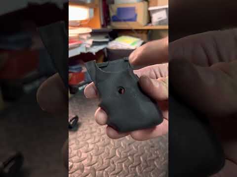 P230 32 ACP Japanese Police Pistol (part 2) vs. vintage P230 32 ACP W. German Pistol