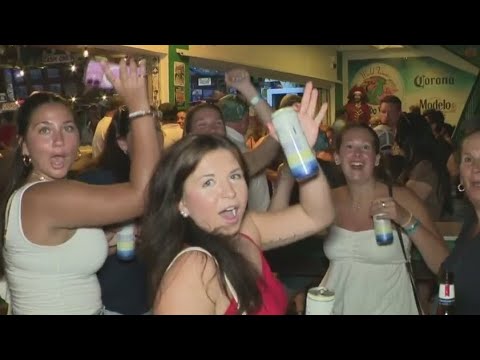 Fans gather at Fort Lauderdale bar after Stanley Cup win