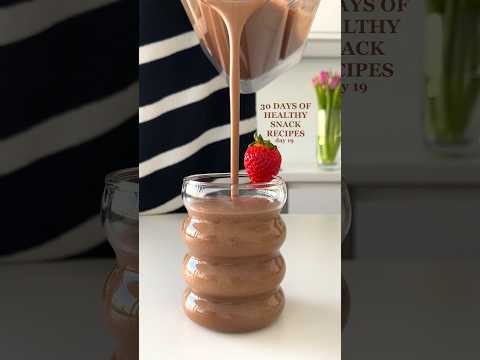 5-ingredient Chocolate-Coffee Smoothie😍 #healthyrecipes #easyrecipes #smoothie
