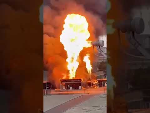 BLEVE l Boiling Liquid Expanding Vapour Explosion #fire #explosion #safety #firenews