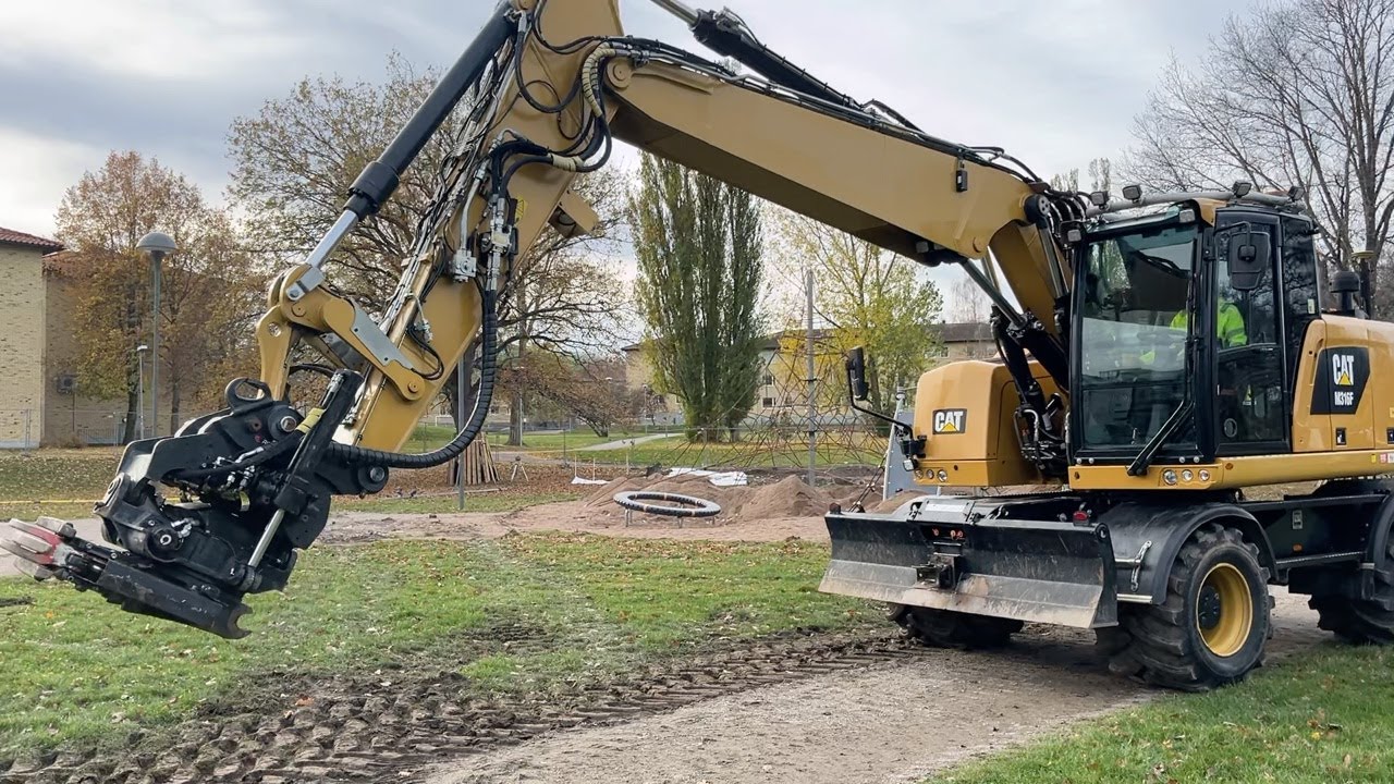 Grävmaskin CAT M316F, Linköping, Klaravik auktioner