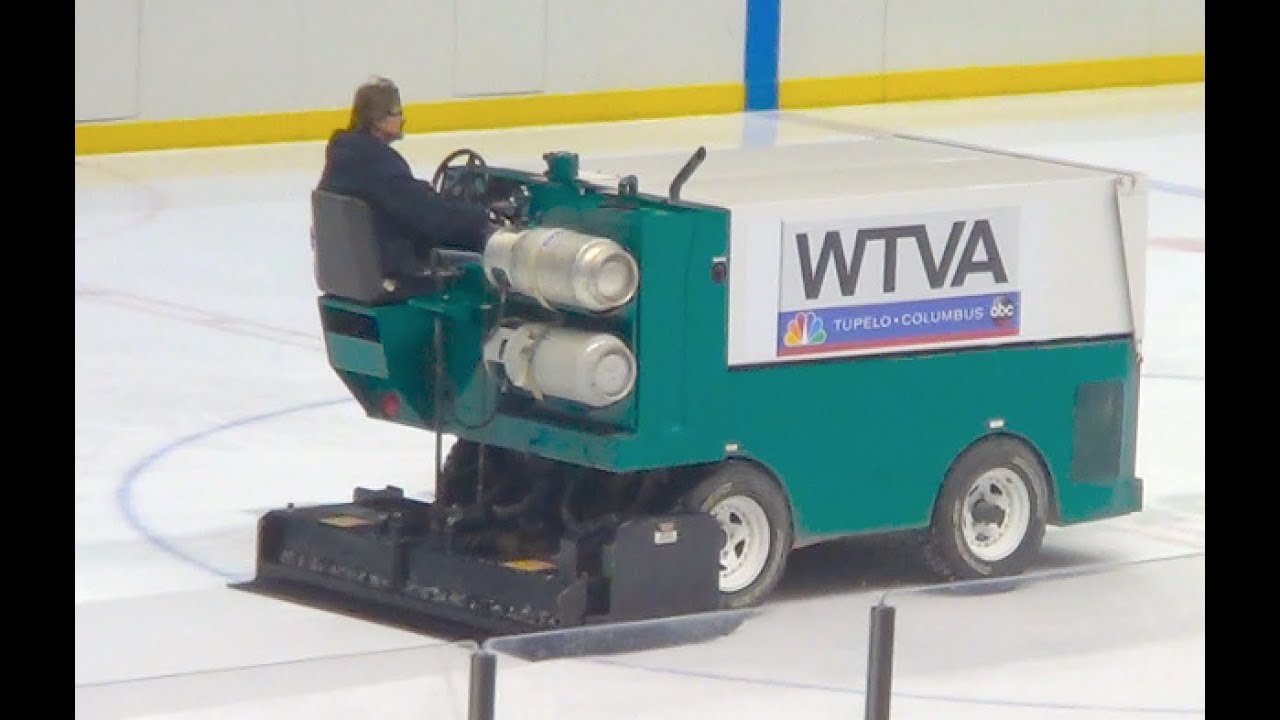 ZAMBONI model 446 Ice Resurfacer Tupelo Miss