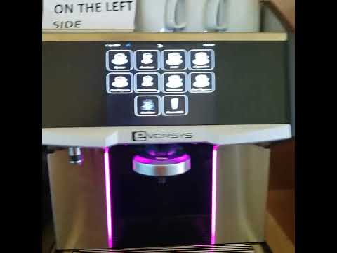 john wayne airport sna orange county πΊπΈ to Brazil π§π· @ aa lounge admirals club