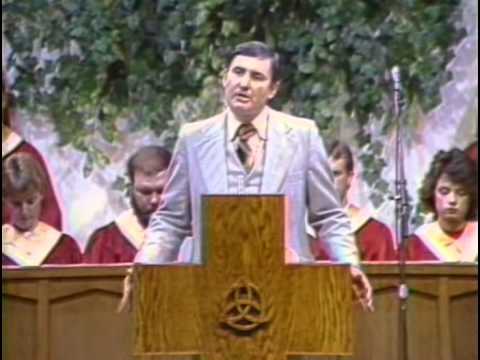 Galatians 5:16-6:10 sermon by Dr. Bob Utley