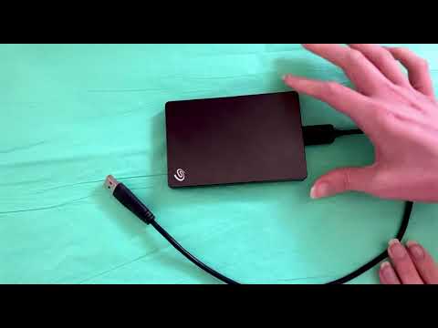 In Hand Review of Seagate Portable 1TB External Hard Drive