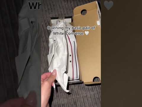 Unboxing my white converse #converse #shoeunboxing #shoes #shoeaddict