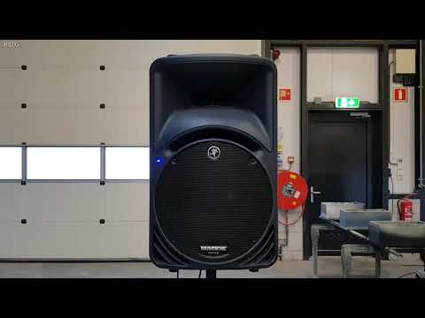 Mackie SRM450 V2 Actieve Speakers Testen Volume Vol Open