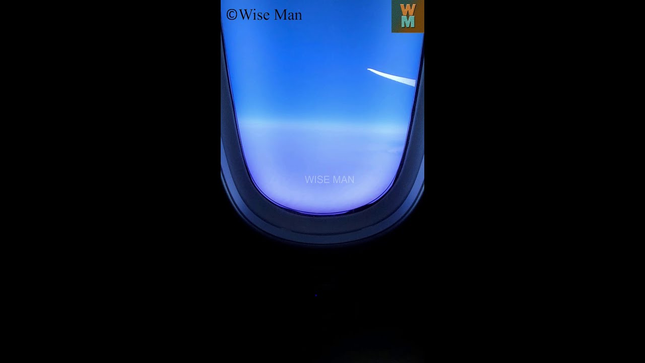COLOR TINT CHANGING WINDOW IN AIRPLANE