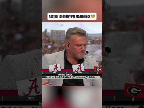 Pat McAfee picks Alabama (-105) & hypes up the crowd 👀 #shorts