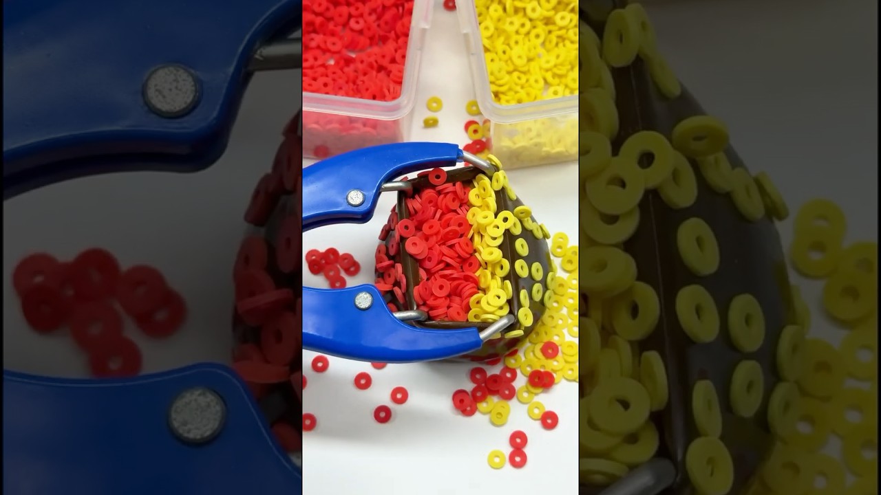 This crunchy sound is so mesmerizing ！！！ #asmr #squishy #stressball #diy