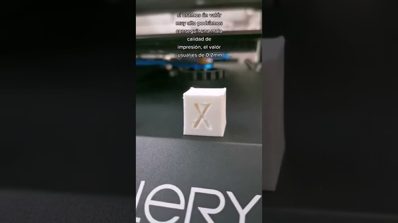 Z-jump to prevent the nozzle from colliding with the print #3dprinting #3dprint #3dprinting