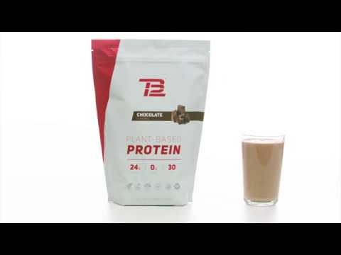 Chocolate-Covered Strawberry Smoothie | TB12