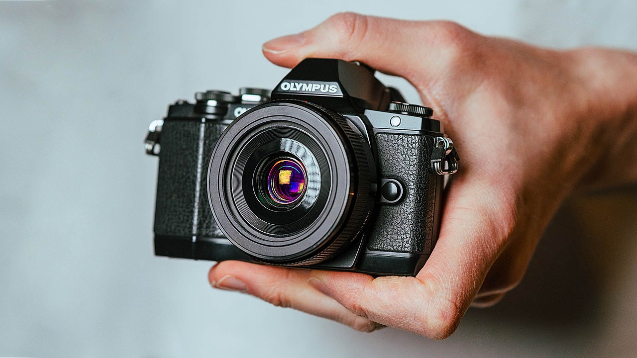 This Tiny Forgotten Camera Might Be The Best Budget Buy Of 2025