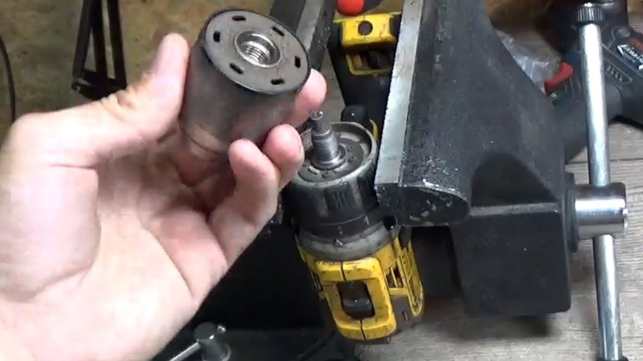 Replace Chuck on Dewalt DCD796, DCD791, DCD790 - Easy Guide