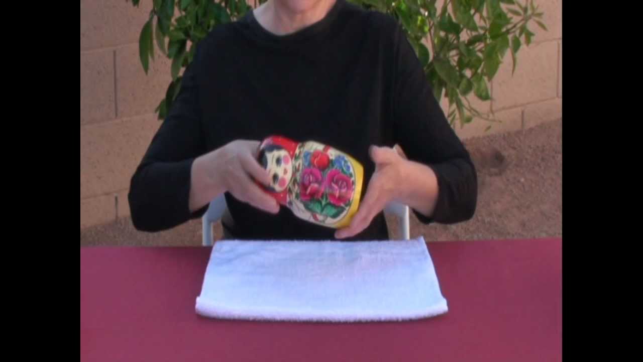 How to open large Russian matryoshka nesting doll