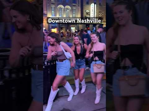 Downtown Nashville nightlife #nashvillescene #nashvillelove #eastnashville #musiccityusa #bar