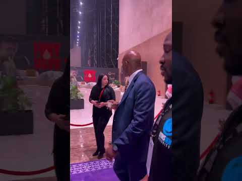 Holyfield is here! #FuryUsyk 🇸🇦