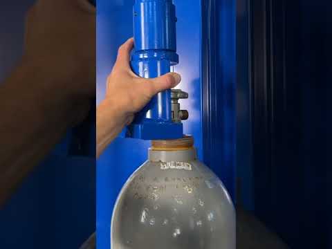 Valving Machine - To Remove And Insert Valves Into Gas Cylinders