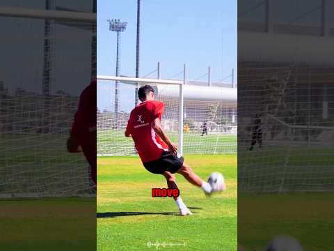 How To Curve The Ball ⚽