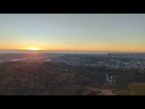#國外遊記 洛杉磯 Hollywood Peak 日出 - 旅遊板 | Dcard