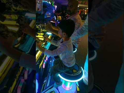 #FatherAndSon Playing #👏 Vijayawada,Mahanadu Road, Auto nagar#Kids World 👌👌