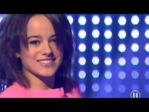 Alizée - J'ai pas vingt ans ! - Fame Academy Germany RTL2 November 9 - English - I'm not twenty !