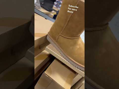 🥾🥾 KOOLABURRA BY UGG BOOTS ON SALE wear with your handbag DSW Designer Shoe Warehouse #dsw #boots