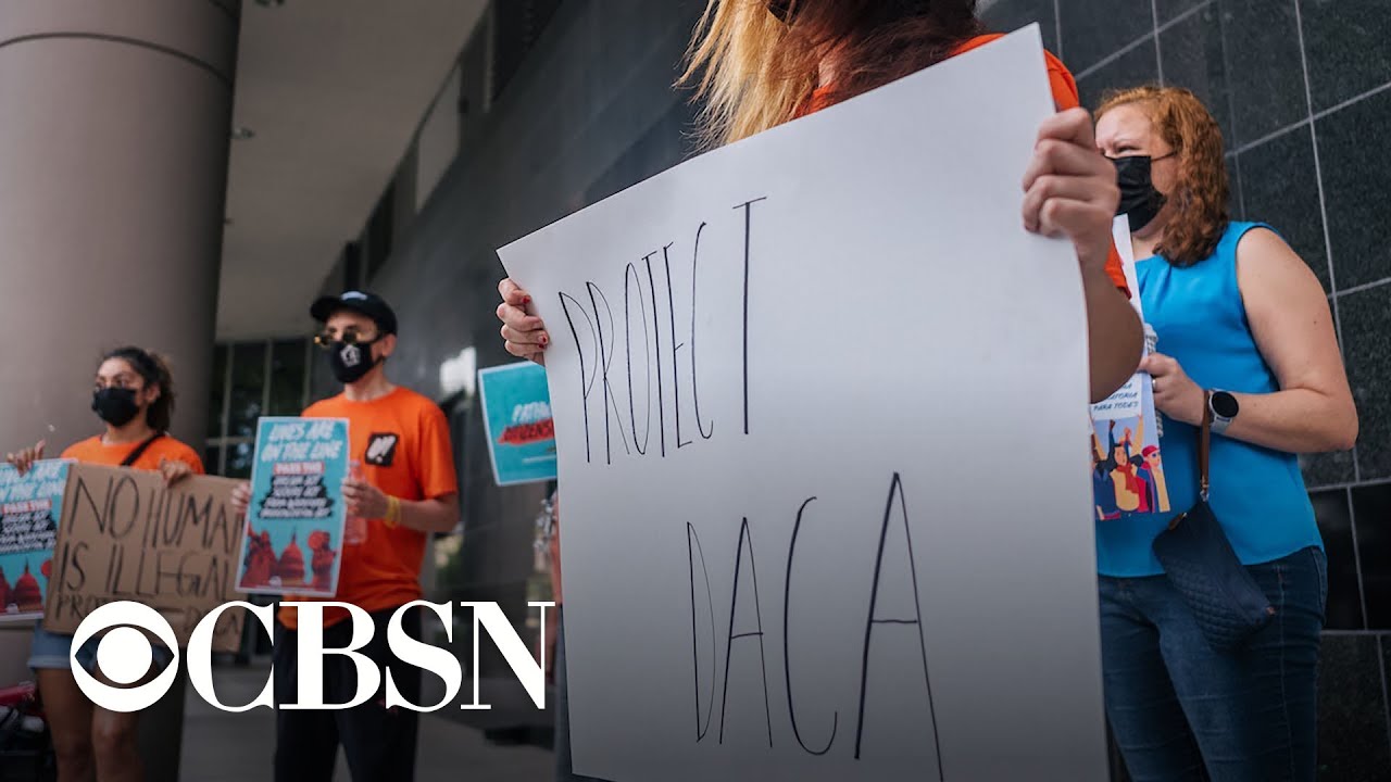 DACA applicants worry after federal judge blocks approval of new applications