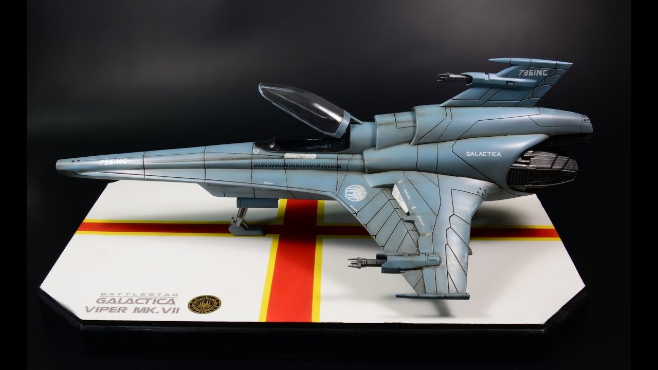 Viper MK VII Battlestar Galactica - Revell/Moebius 1:32 - Sci-Fi Plastic Model