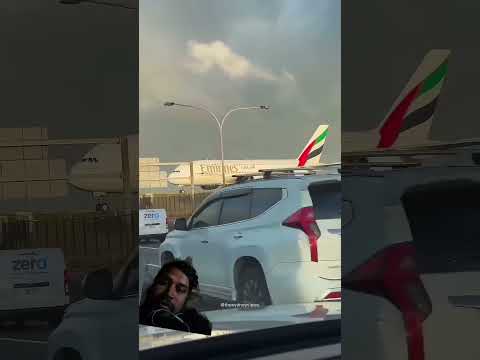 This is a very nice lending,@Badsha78804 , #dubaivibexplor #flight #dubaidiaries#travel #flydubai