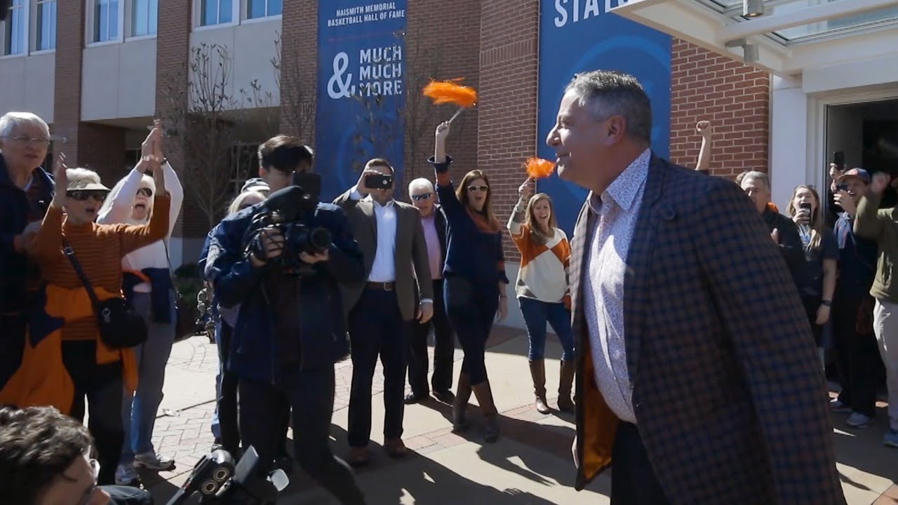 Auburn Tiger coach Bruce Pearl re-writing history