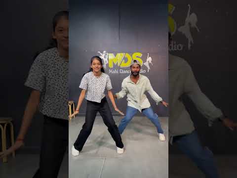 1 number….✌🏻😎 #dance #dancestyle #mahidancestudio #rayachoti #love #public #blooper #choreography